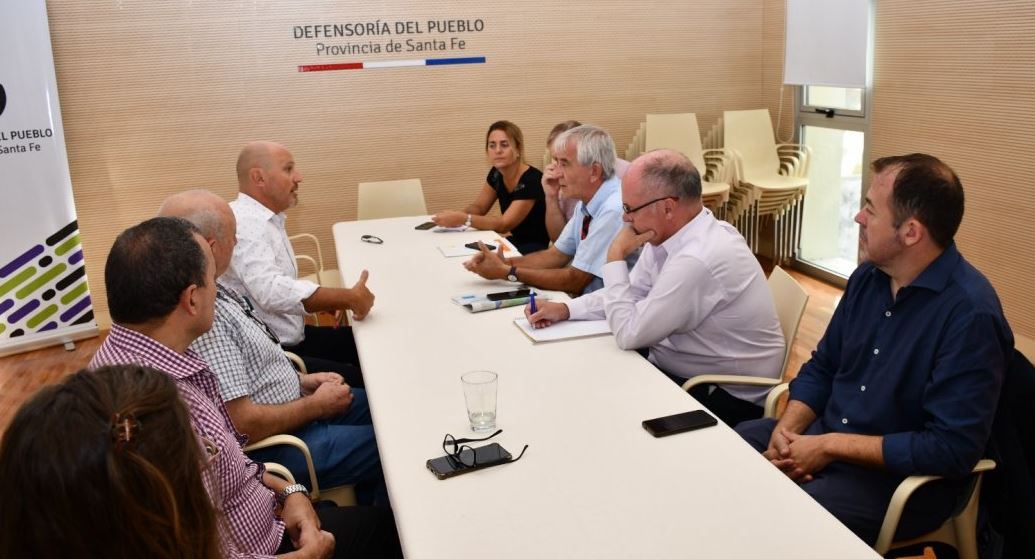 Saber Mas Santa Fe - La Defensoría del Pueblo, la UNR y los ...